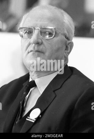 DEU, Germany, Ruhr area The election campaign for the Bundestag ...