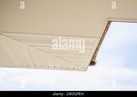 Soffit Board Installation Stock Photo - Alamy