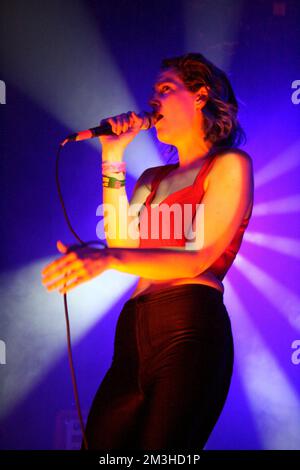 Lizzy Plapinger of MS MR in concert during Lovebox Festival 2013 in ...