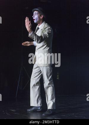 Traditional pantomime performer Stock Photo - Alamy