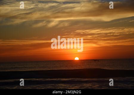 General view of the sunset on the heavenly Mazunte beach, a beautiful ...
