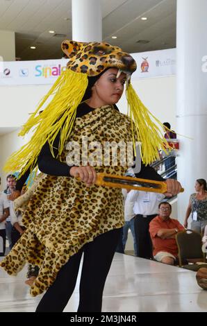 Folklorico Dancers in Mazatlan, Mexico Stock Photo - Alamy