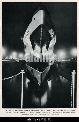 The bow of the RMS Queen Mary in Long Beach, California Stock Photo - Alamy