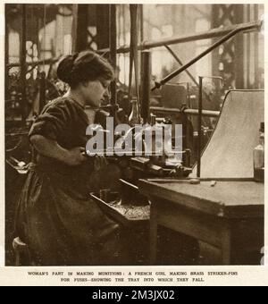 Women working in munitions factory, WW1 Stock Photo - Alamy