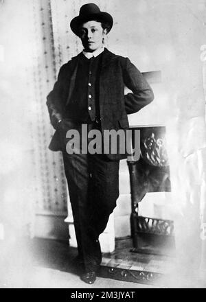 Miss Le Neve, mistress of Dr Crippen. Dr Crippen, an American citizen ...