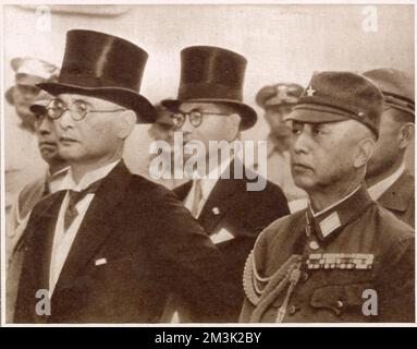 [ 1945 Japan - Japanese Surrender WWII ] — Japanese emissaries en route ...