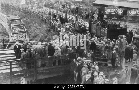 Waiting for the news of the Missing, Gresford Colliery Stock Photo - Alamy