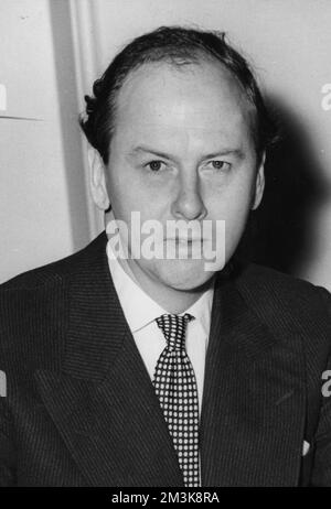 Andrew Robert Buxton Cavendish, 11th Duke of Devonshire (1920-2004 ...
