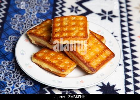 Gabin Cake Filled with Tape, a traditional food from Samarinda City ...