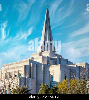 Gilbert LDS temple at sunset Stock Photo - Alamy