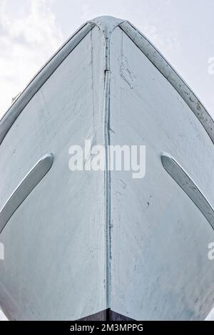 A close-up port view of the bow of the battleship IOWA (BB-61). The ...