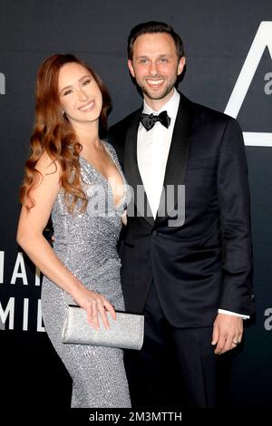 LOS ANGELES - DEC 7: Sinead Fitzgerald, Stephane Garneau Monten at the ...