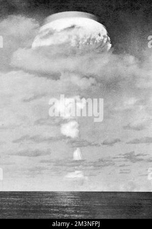 1957 nuclear test: First hydrogen bomb test Stock Photo - Alamy