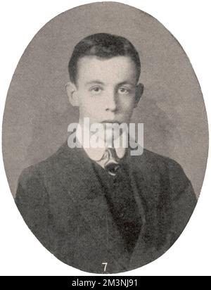 Titanic Disaster. Wireless operator Harold Bride arrives in London.4th ...