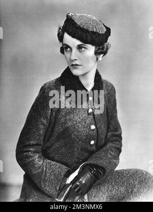 Margaret Whigham (1912 - 1993), British society figure, debutante of ...