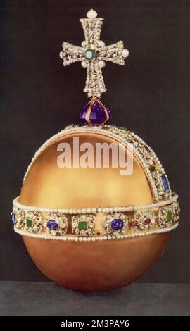 The Coronation Regalia of Britain Stock Photo - Alamy