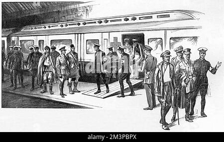 Waterloo Junction Railway Station, London - early 1900s Stock Photo - Alamy