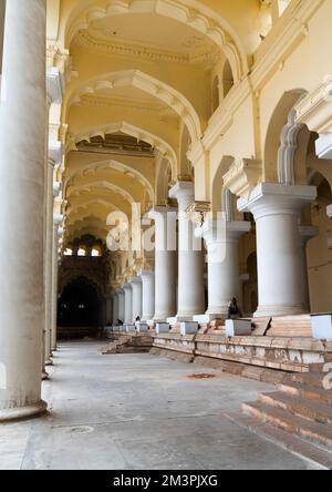 Pillared hall of Thirumalai Nayakar Palace, Tamil Nadu, Madurai, India ...