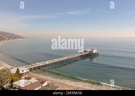 Drone view of famous Malibu Pier in Malibu, California Stock Photo - Alamy