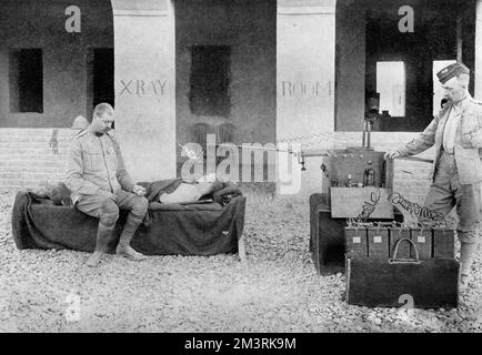 Boer War: wounded soldiers being escorted off the hospital train at ...