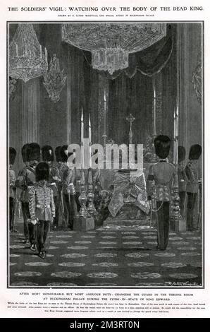 Death of Edward VII - soldiers guard coffin 1910 Stock Photo - Alamy