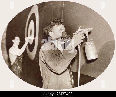 Construction of the Armstrong Whitworth 'Whitley' Bomber Stock Photo ...
