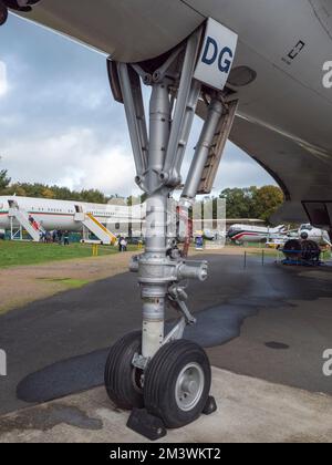 Concorde Landing Gear Stock Photo - Alamy