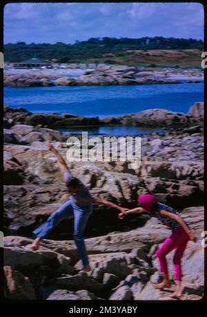 Minnie Cushing - Newport , Toni Frissell, Antoinette Frissell Bacon ...