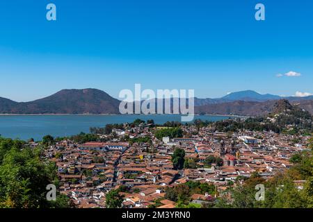 View over Valle de Bravo and Lake Avandaro, state of Mexico, Mexico ...