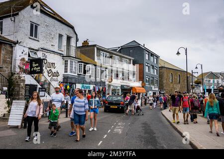Busy streeet in St Ives, Cornwall, England, United Kingdom Stock Photo ...