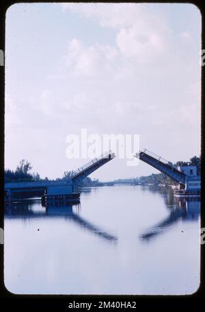 Boats & scenes - Dec. 54 - Florida, Toni Frissell, Antoinette Frissell ...