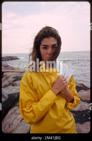 Minnie Cushing - Newport , Toni Frissell, Antoinette Frissell Bacon ...