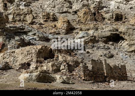 The view of Piyang Dongga ruins in Zanda County, Ngari Prefecture ...