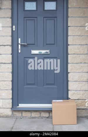 An EVRi parcel delivery Stock Photo - Alamy