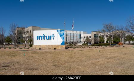 Intuit office building in Plano, Texas, USA Stock Photo - Alamy