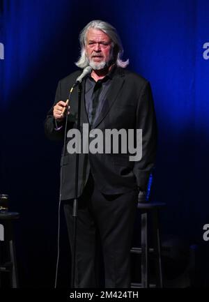 Ron White on stage for Ron White Stand-Up Comedy Performance, Fox ...