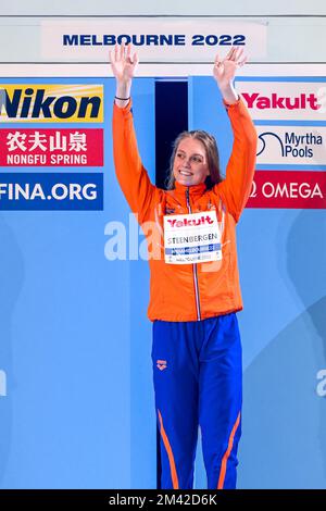 Marrit Steenbergen of Netherlands celebrates after winning gold medal ...