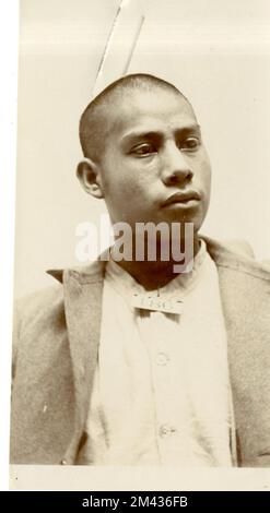 Photograph of W. R. Jones. Bureau of Prisons, Inmate case files Stock ...