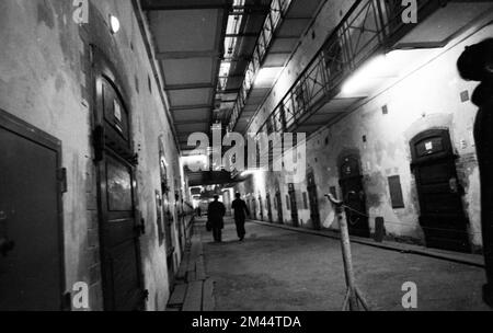 Life in the prisons and penitentiaries Werl, Butzbach and Muenster in ...