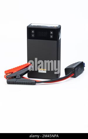 A Halfords 5 in 1 Jump Starter and Tyre Inflator Stock Photo - Alamy