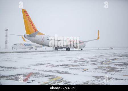 Odessa, Ukraine - CIRCA 2018: Airliner of Fly Dubai company on runway ...
