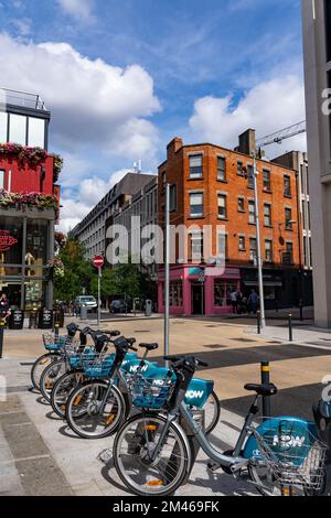 Now DublinBikes station, Clarendon Row, Dublin City, Ireland Stock ...