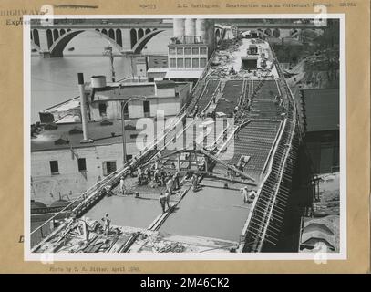 Construction Work on Whitehurst Freeway. Original caption: Construction ...
