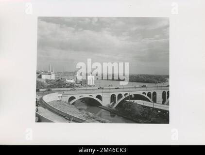 Construction of the K Street Skyway. Original caption: Construction of ...