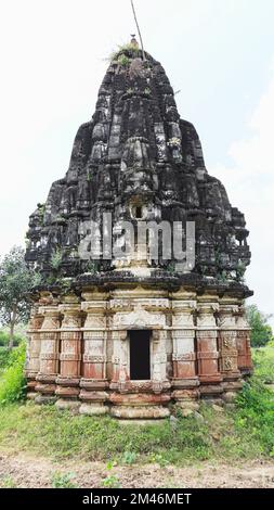View of Old Pipleshwar Mahadev Temple, Sabli, Sabarkantha, Gujarat ...