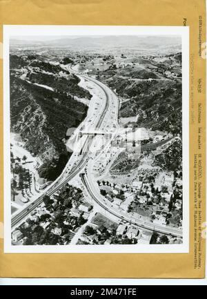 Cahuenga Pass Section of Hollywood Parkway. Original caption: Cahuenga ...