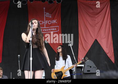 Pitchfork Music Festival - Cults in concert Stock Photo - Alamy