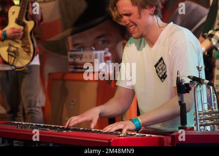 SXSW - Of Monsters and Men in concert Stock Photo - Alamy