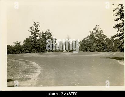 Monument to Meriwether Lewis in Tennessee Stock Photo - Alamy