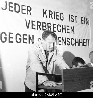 The anti-war day celebrated by trade unions and other democratic ...